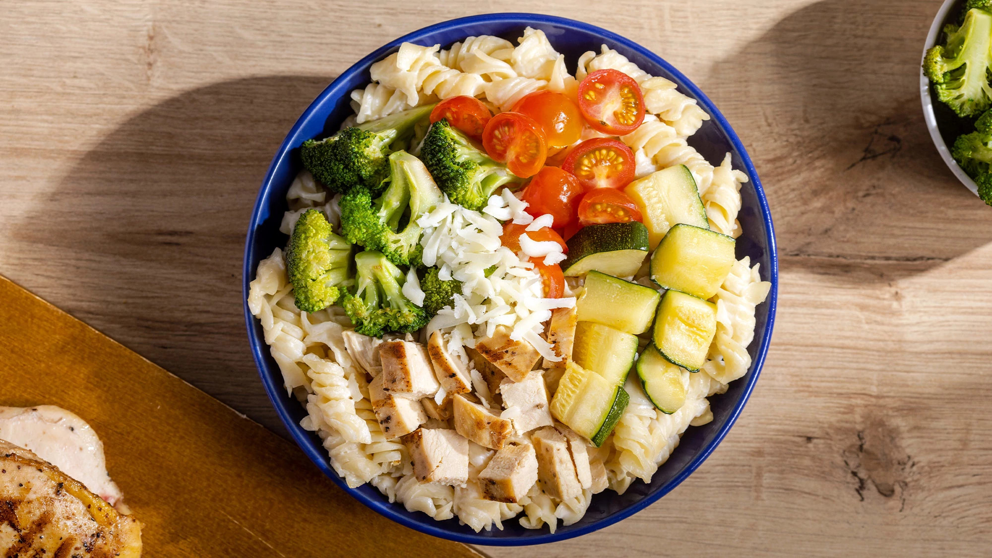 Bowl de Pasta con Pollo | Centro y Sur América